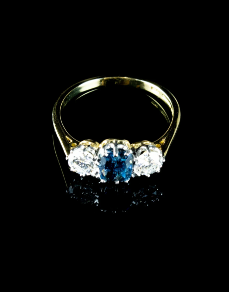 Antique second hand aquamarine and diamond ring in Scotland and UK